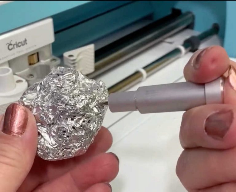 Reverse Weeding Vinyl -How to Cut then Weed Small Letters and Intricate ...