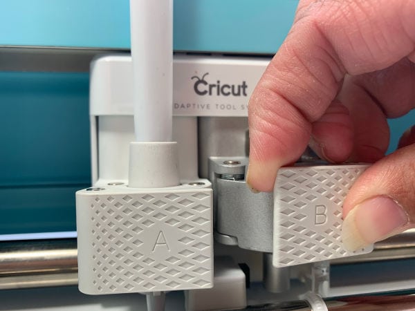 How To Use A Cricut -Free Quickstart Guide - Daily Dose of DIY