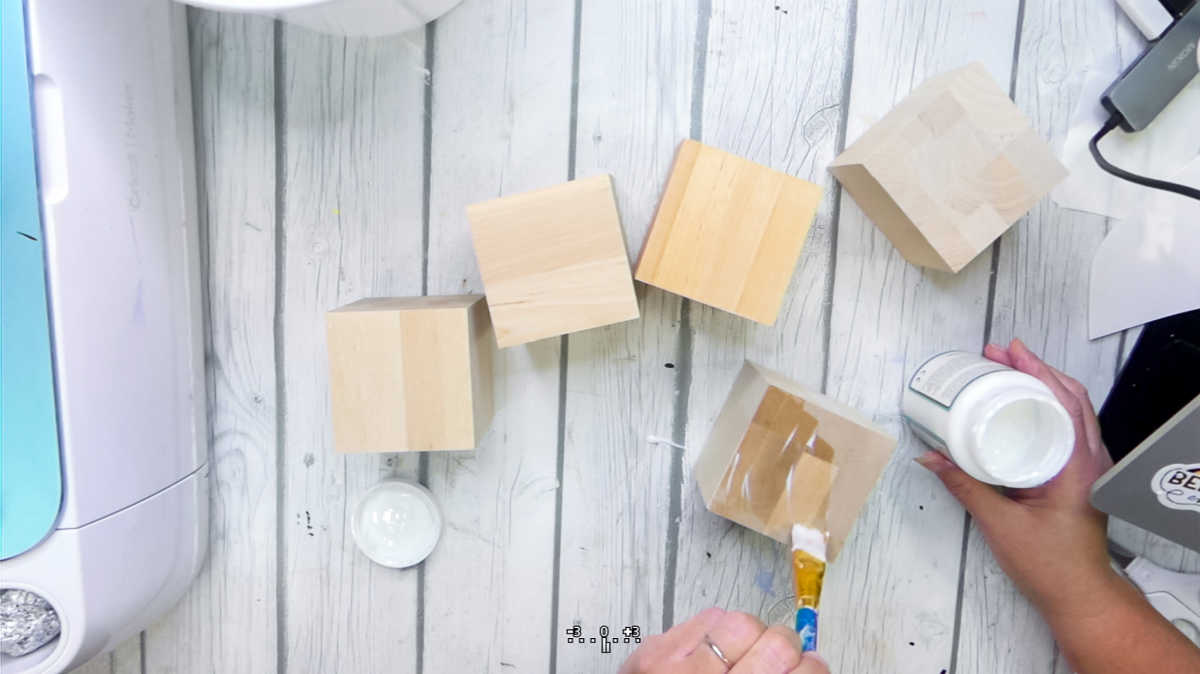 DIY-Yahtzee-blocks - Daily Dose of DIY