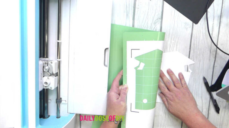 Easy DIY Graduation Card Money Holder with Free Template - Daily Dose ...