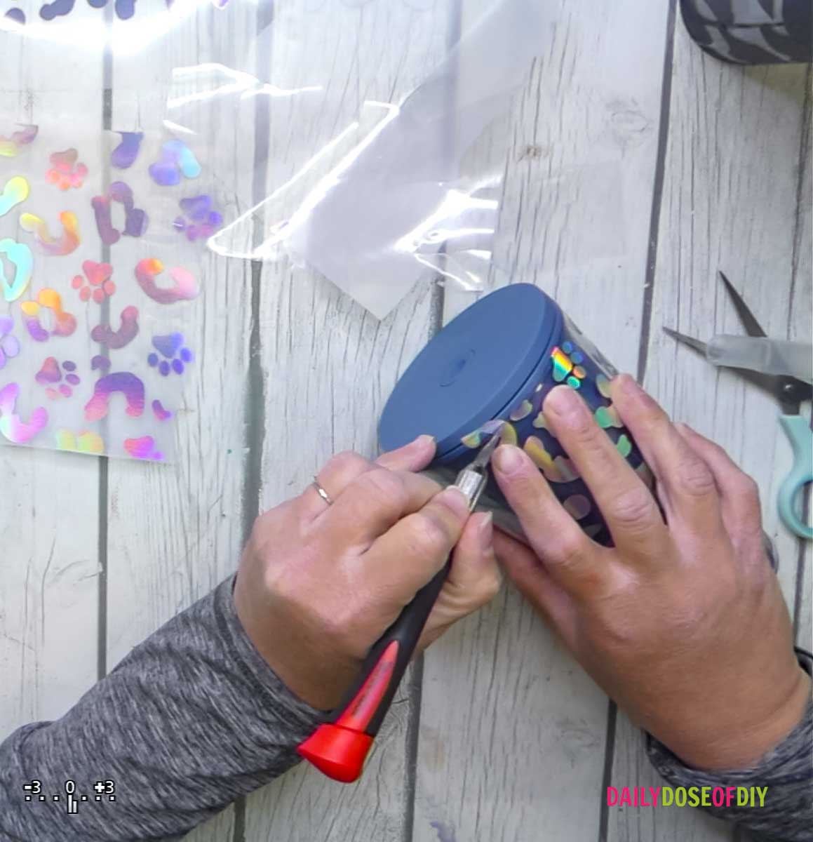 How to Wrap a Tapered Tumbler with Vinyl Tips and Tricks - Daily Dose ...