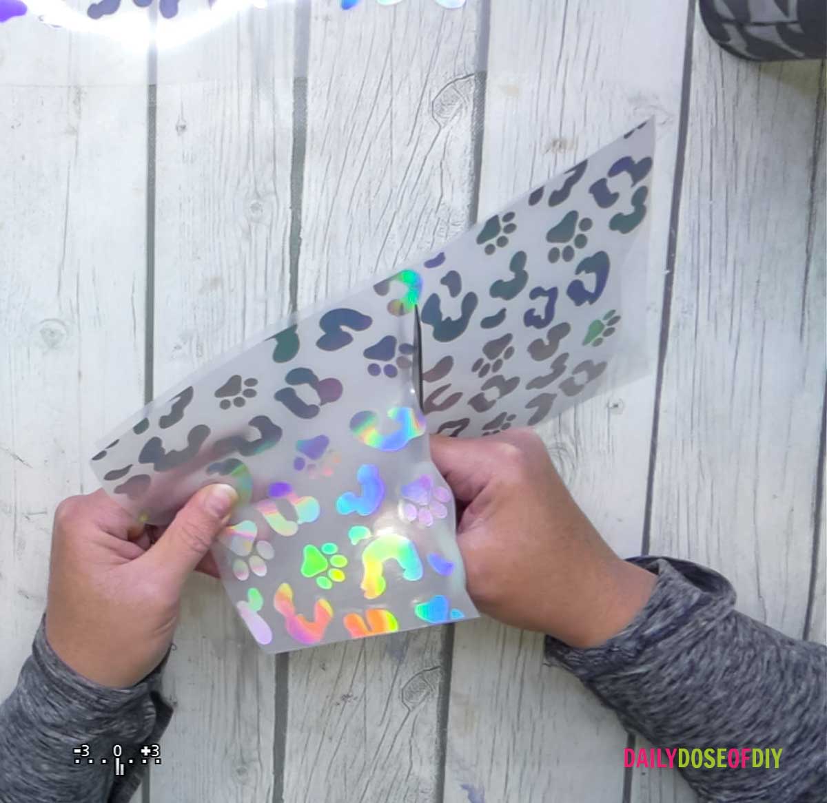 How to Wrap a Tapered Tumbler with Vinyl Tips and Tricks - Daily Dose ...